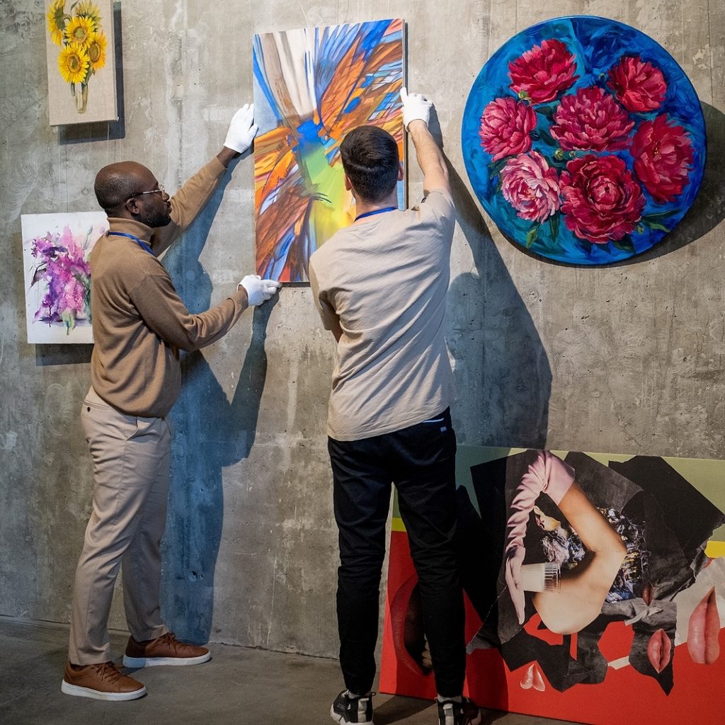 What Makes a Great Professional Artwork Transport Company - Fine Art ...