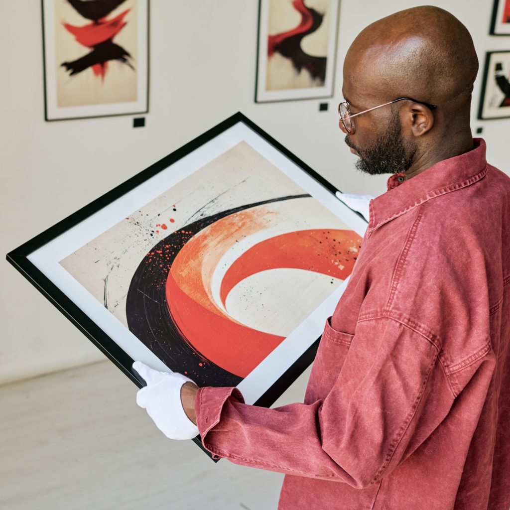 How to Pay Freelance Art Handlers the Right Way